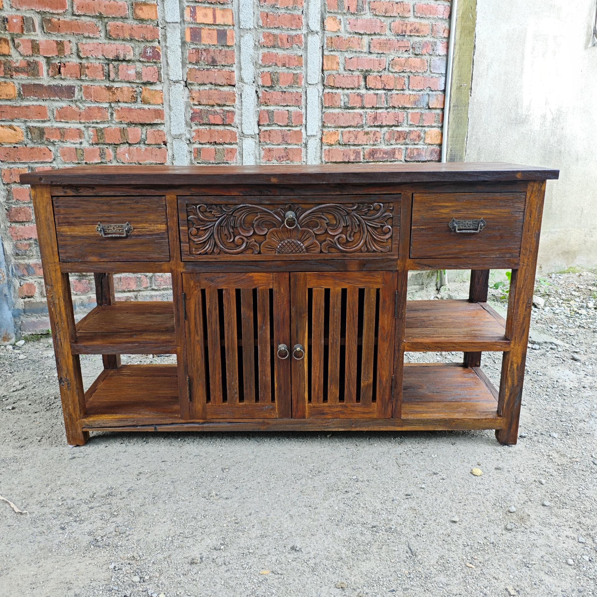Ornate Entry Console (140cm) Type 1 – Rockwood Furniture KL Sdn Bhd